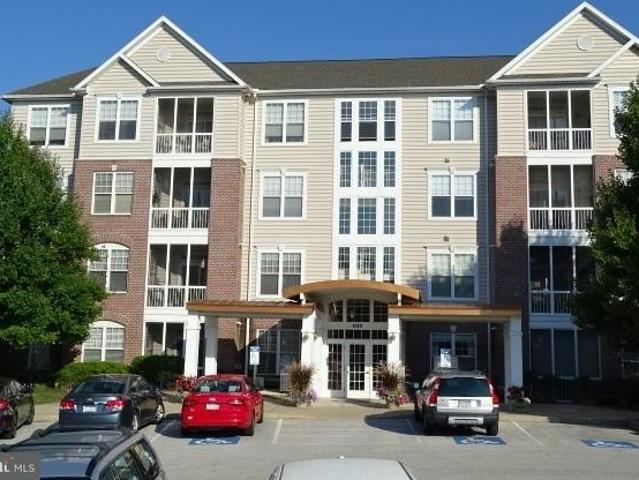 1010 Crest Way Apt 304, York, PA 17403