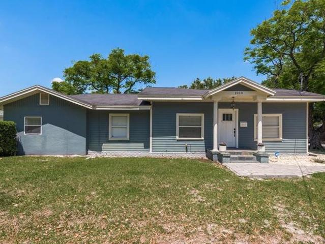 1010 E Osborne Ave, Tampa, FL 33603
