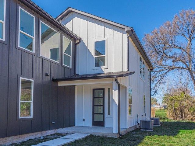 1010 E Marble St, Burnet, TX 78611