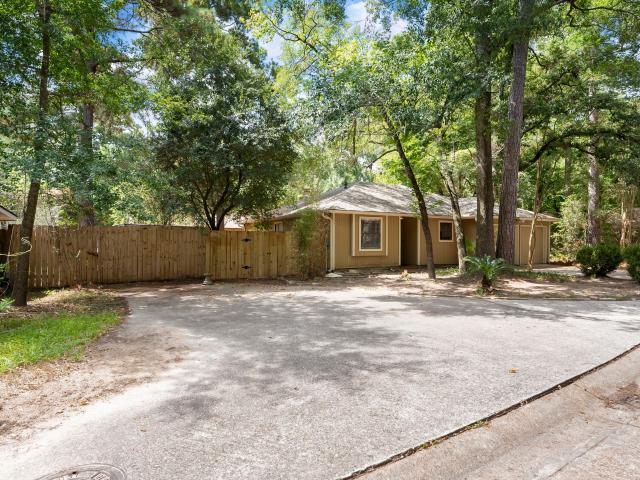 1010 E Red Cedar Circle