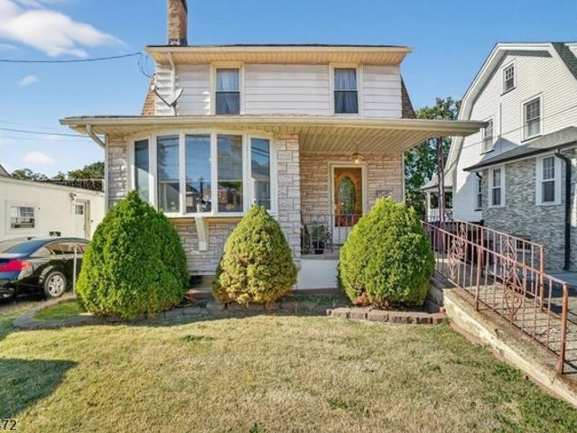1010 Falls Ter, Union Twp, NJ 07083