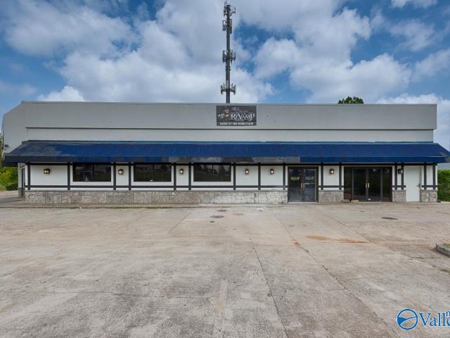 1010 Heathland Drive