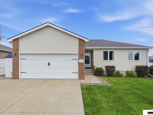 1010 Hickory St, Lincoln, NE 68372