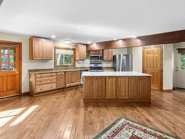 1010 Kelley Rd, Columbia Falls, MT 59912