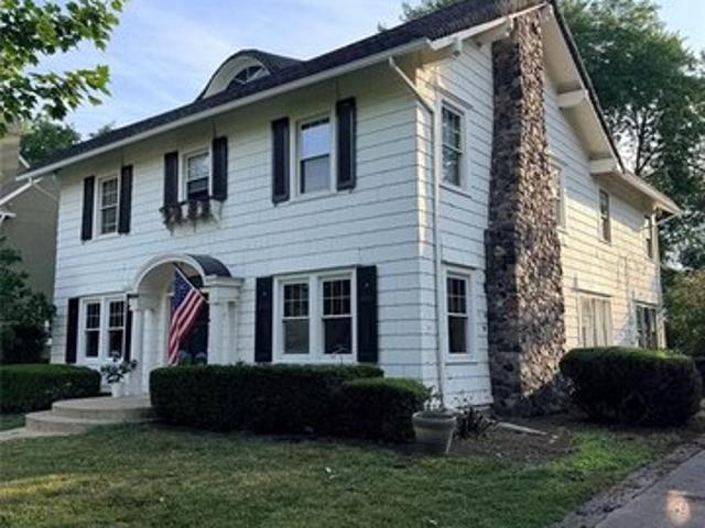 1010 Kensington Ave, Grosse Pointe Park, MI 48230