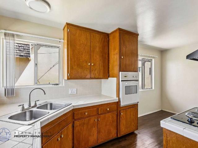1010 Larch St. Studio Apartment for Rent at 1010 Larch St, Inglewood, CA 90301