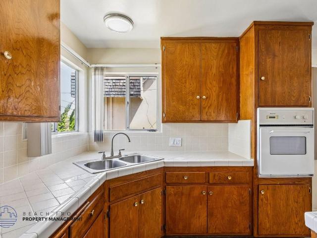 1010 Larch St. Studio Apartment for Rent at 1010 Larch St, Inglewood, CA 90301