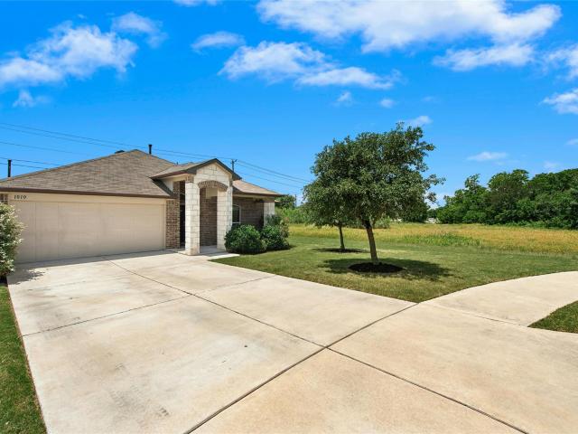 1010 Pembroke Ct