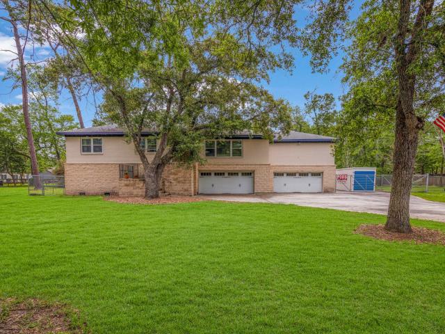 1010 Rosewood Drive