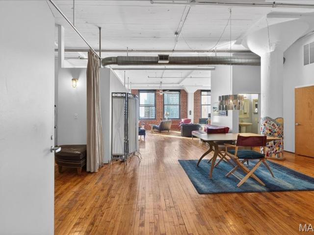 1010 St Charles St, Unit 904, St. Louis, MO 63101 | MLS #26003 | Compass
