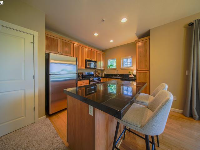 1010 SW 170TH AVE # 202