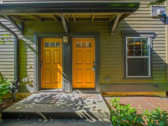 1010 SW 170th Ave Unit 202, Beaverton, OR 97003