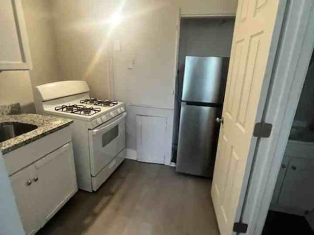 1010 S. Third St Studio Apartment for Rent at 1010 S 3rd St, Louisville, KY 40203 Old Louisville