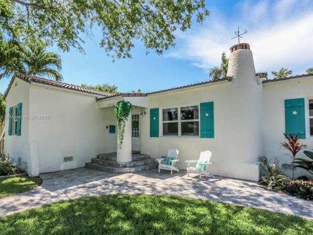 1010 Tyler St, Hollywood, FL 33019
