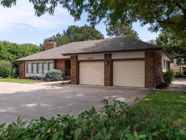 1010 W 38th St, Hays, KS 67601