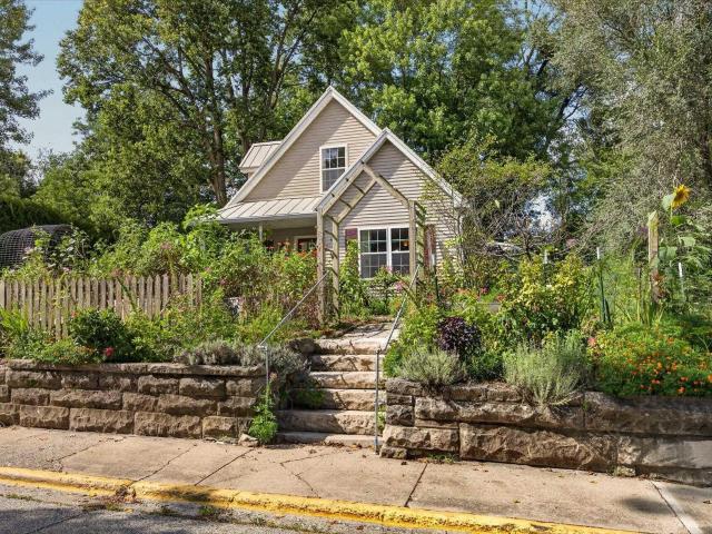 1010 W 7Th Street
