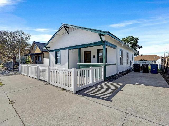1010 W 4Th St