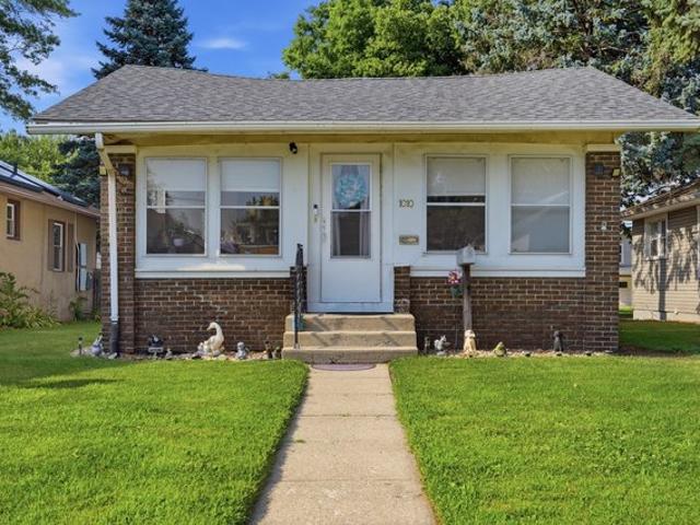 1010 W 5th St, Sterling, IL 61081