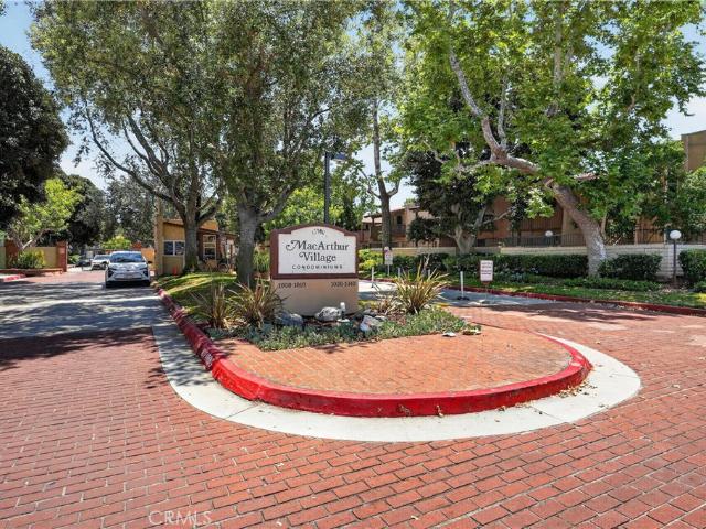 1010 W Macarthur 86