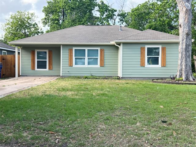 1010 15th Ave N, Texas City, TX 77590 | MLS #48418 | Compass