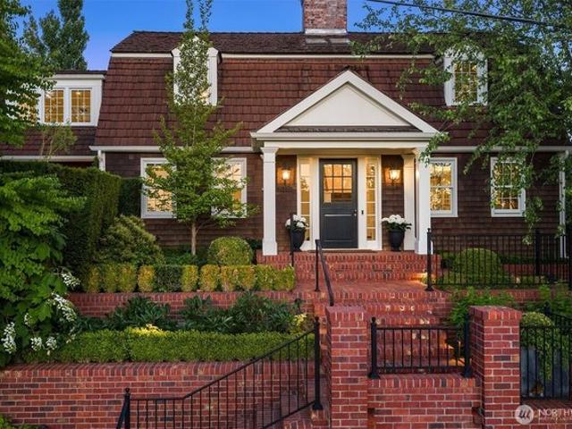 1010 6th St W, Kirkland, WA 98033