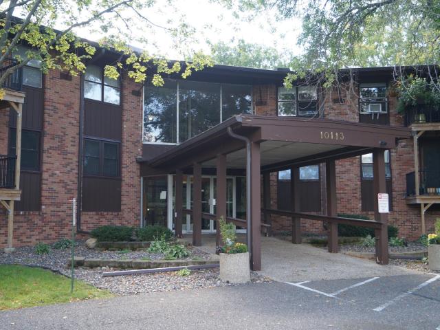 10113 W 34th St, Unit 338, Hopkins, MN 55305 | MLS #7098