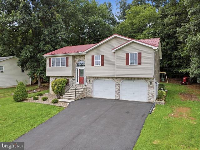 10113 Cardinal Drive
