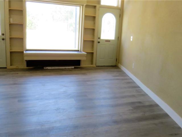 101/103 W Main Street