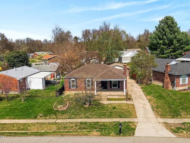 10110 Closterwood Dr