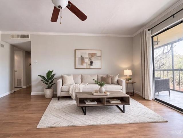10110 Forum West Dr Apt 333, Houston, TX 77036