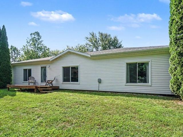 10110 N Dr S, Burlington, MI 49029