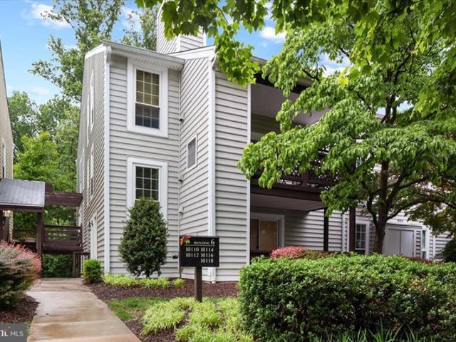 10110 Oakton Terrace Rd Unit 10110, Oakton, VA 22124