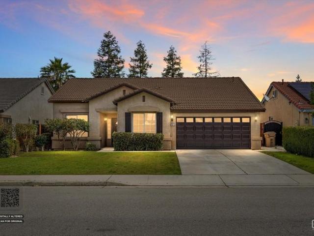 10110 Pyramid Peak Dr, Bakersfield, CA 93311