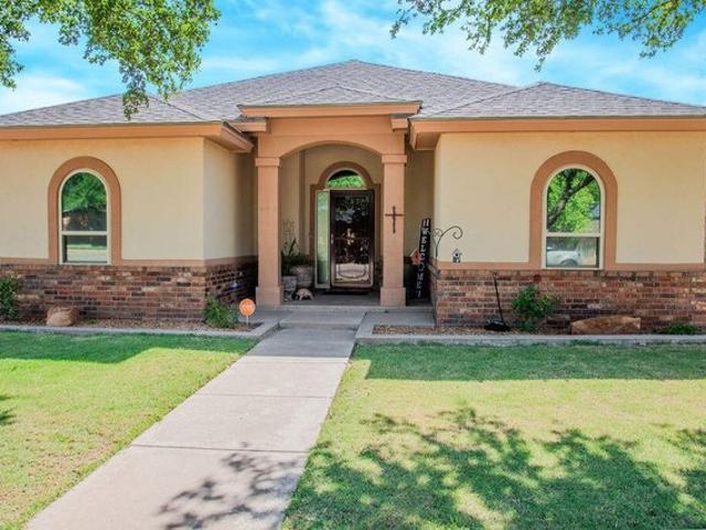 10111 Chicago Ave, Lubbock, TX 79424