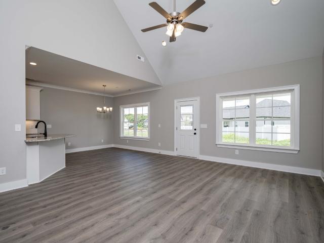 10111 Forkhorn Ln