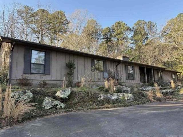 10111 Garrison Rd, Little Rock, AR 72223