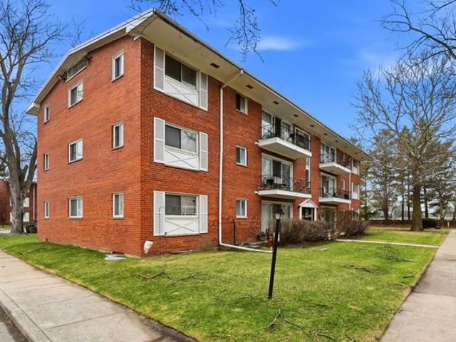 10111 Old Orchard Ct Unit 304, Skokie, IL 60076