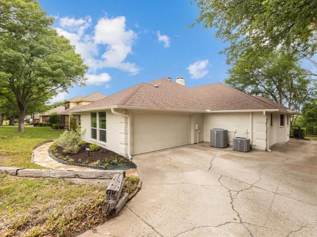 10112 Wandering Way Street