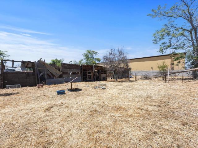 10112 Greenacres Drive