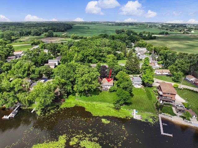 10117 th Ave, Bristol, WI 53104