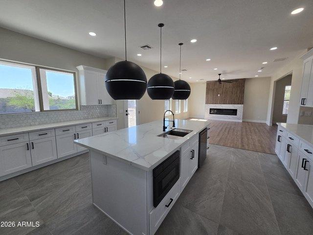 10114 S 43rd Ave, Laveen, AZ 85339