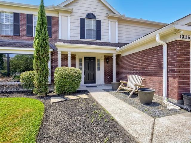 10115 Wayward Wind Ln, Houston, TX 77064