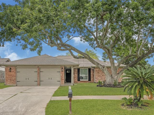 10115 Kirkbluff Dr, Houston, TX 77089 | MLS #28696 | Compass