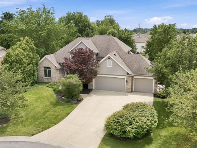 10115 Red Oak Ct, Fort Wayne, IN 46804