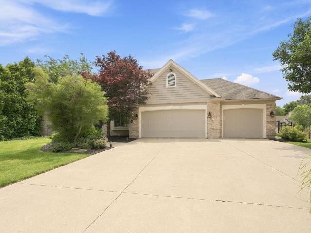 10115 Red Oak Court