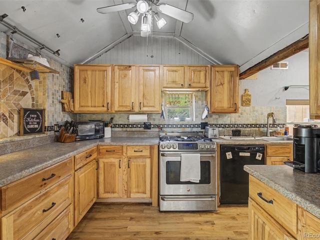 10116 Sprucedale Drive