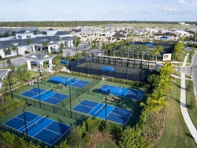10118 Driftwood Blvd, Palm Beach Gardens, FL 33412 | MLS #B26023