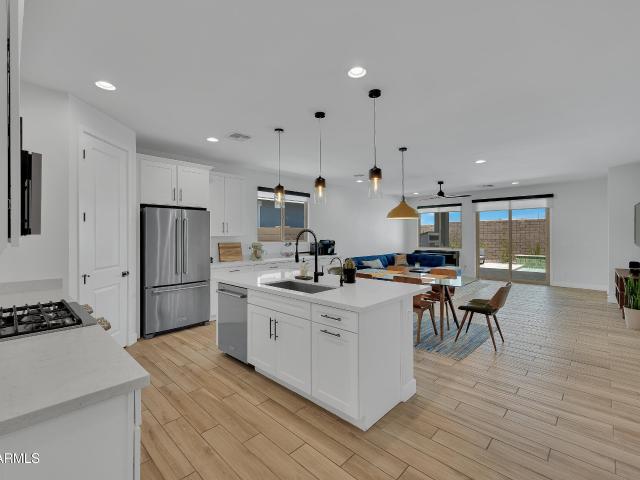 10118 E Revolution Drive