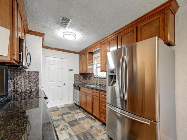 10118 Fernstone Lane