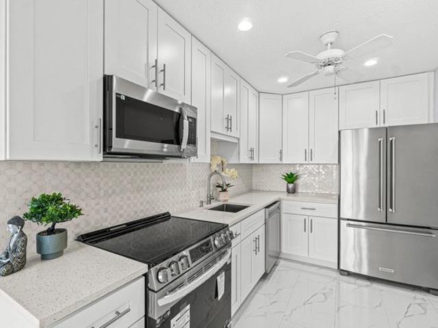 10119 S 42nd Ter Unit 129, Boynton Beach, FL 33436